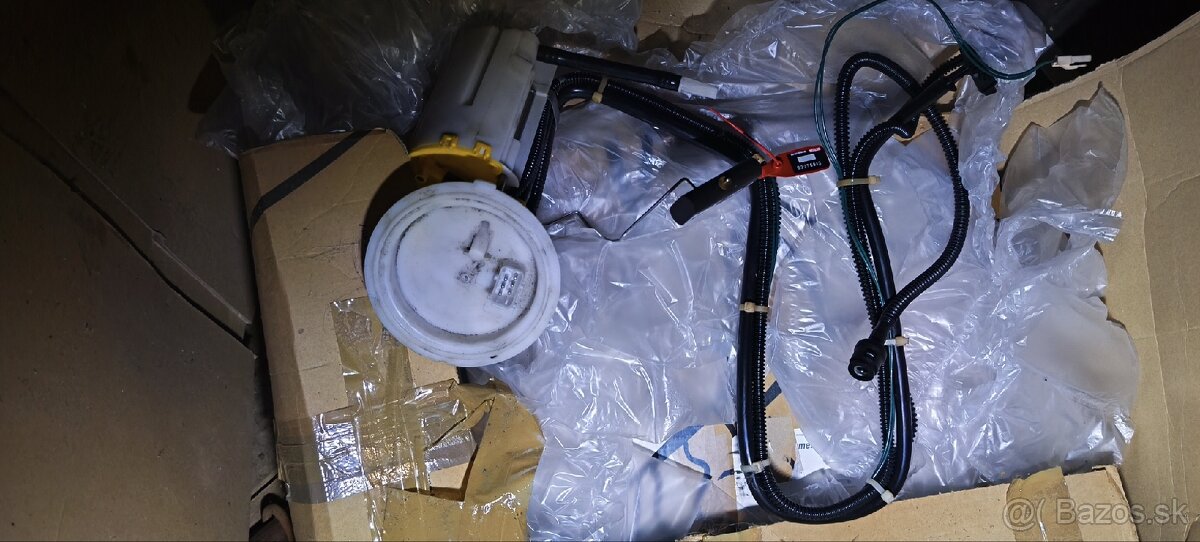 Predam palivove cerpadlo z nadrze s plavakom BMW - Rožňava | Bazoš.sk