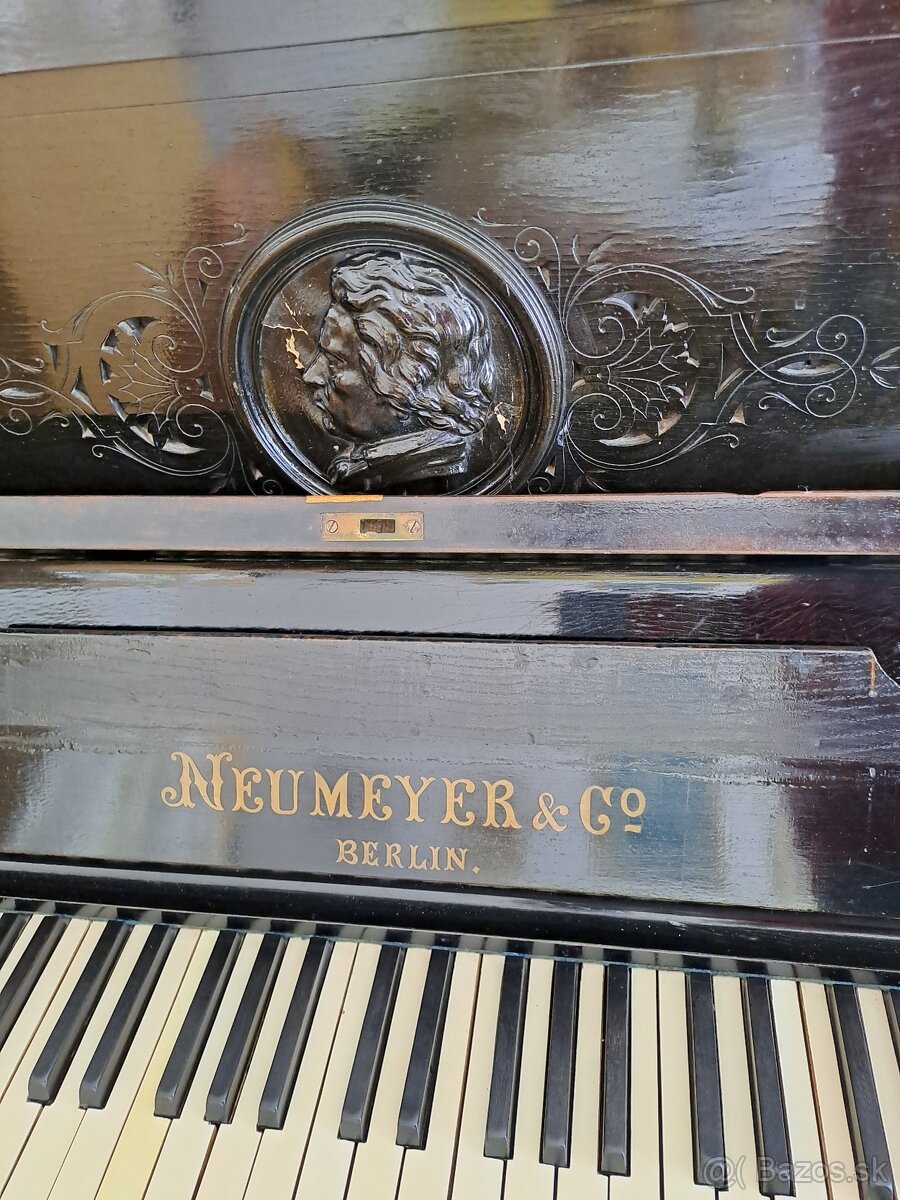 Predám starožitný klavír značky Neumeyer&Gebrüder - Bratislava | Bazoš.sk