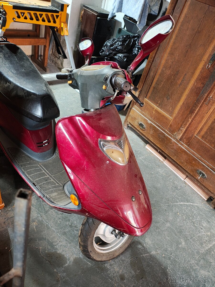 Predám moped. - Liptovský Mikuláš | Bazoš.sk
