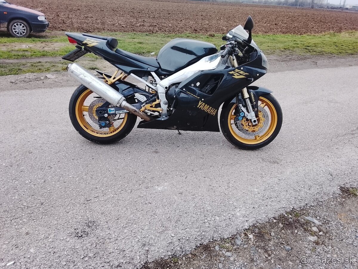 Predám VYMENIM YAMAHA YZF R1 110KW r.v.2000 - Partizánske | Bazoš.sk