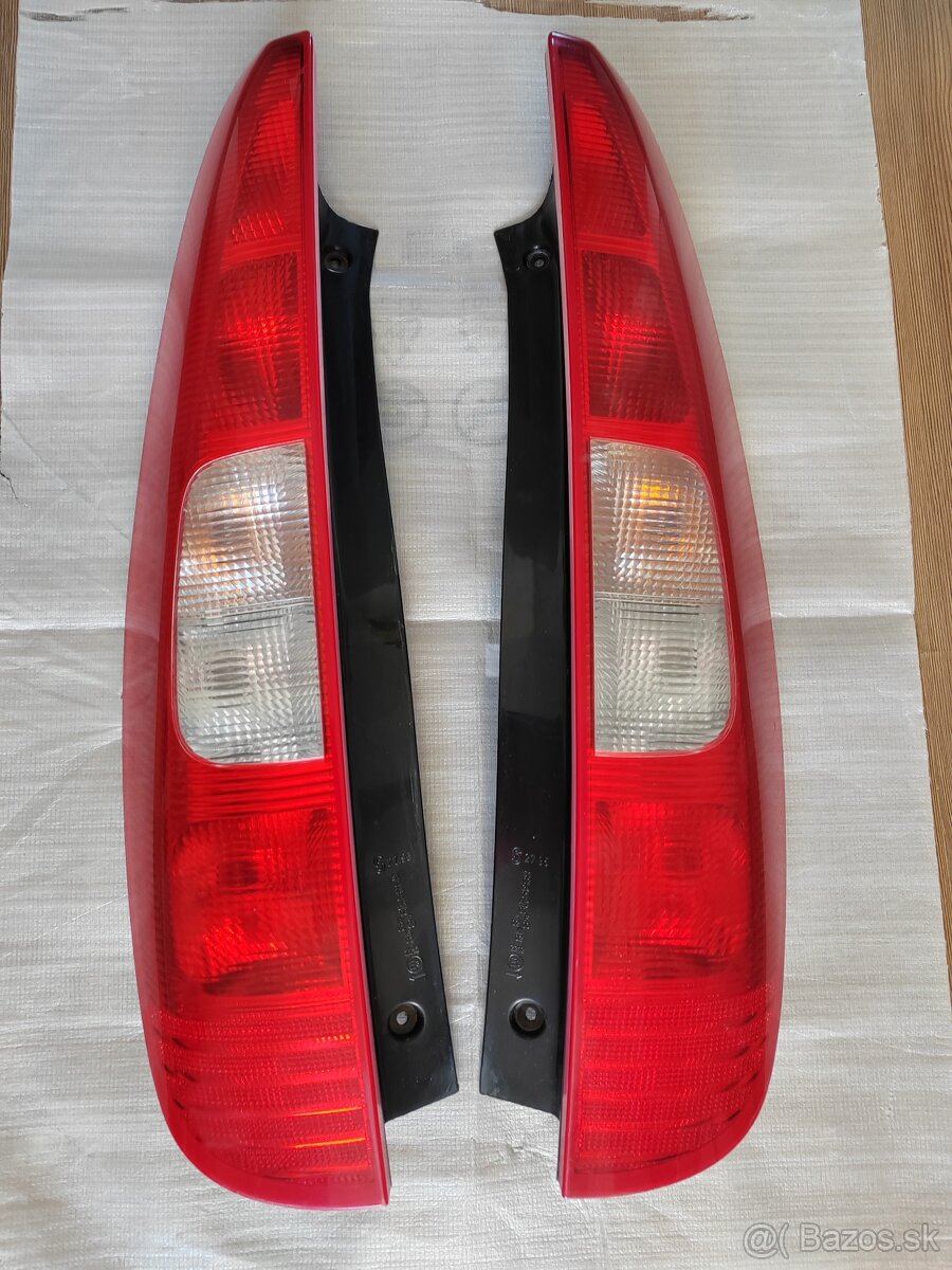 Mitsubishi Colt zadné svetlá - Michalovce | Bazoš.sk