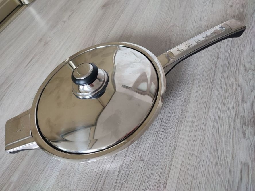 Predám nerez. panvicu Royality Line s priemerom 24 cm - Bratislava ...