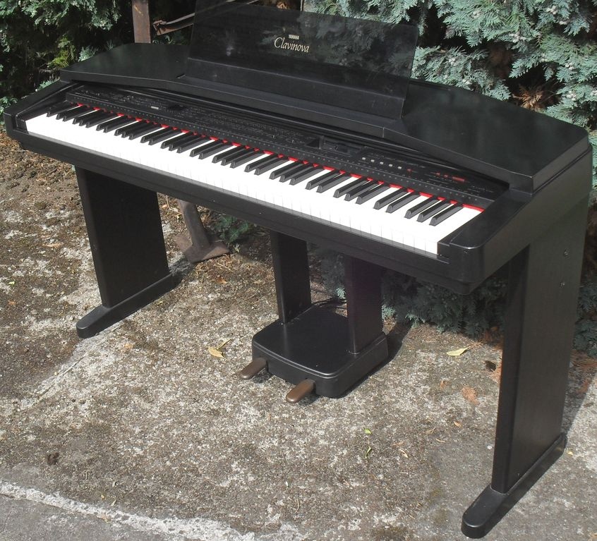 Digitální piano Yamaha Clavinova CVP 50 - Skalica | Bazoš.sk