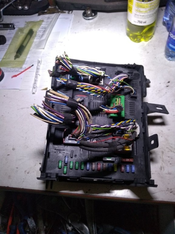 peugeot 607 2.7 hdi 150kw - BSI cele 40e - Prievidza | Bazoš.sk