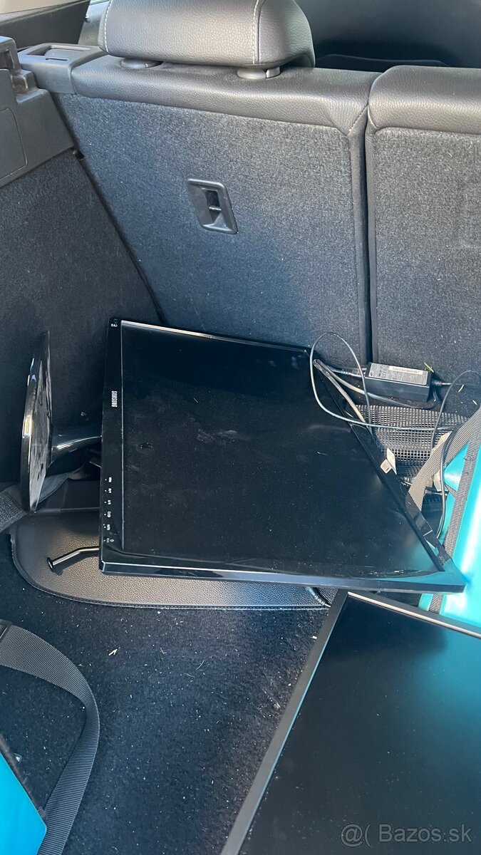 Darujem monitor - Pezinok | Bazoš.sk