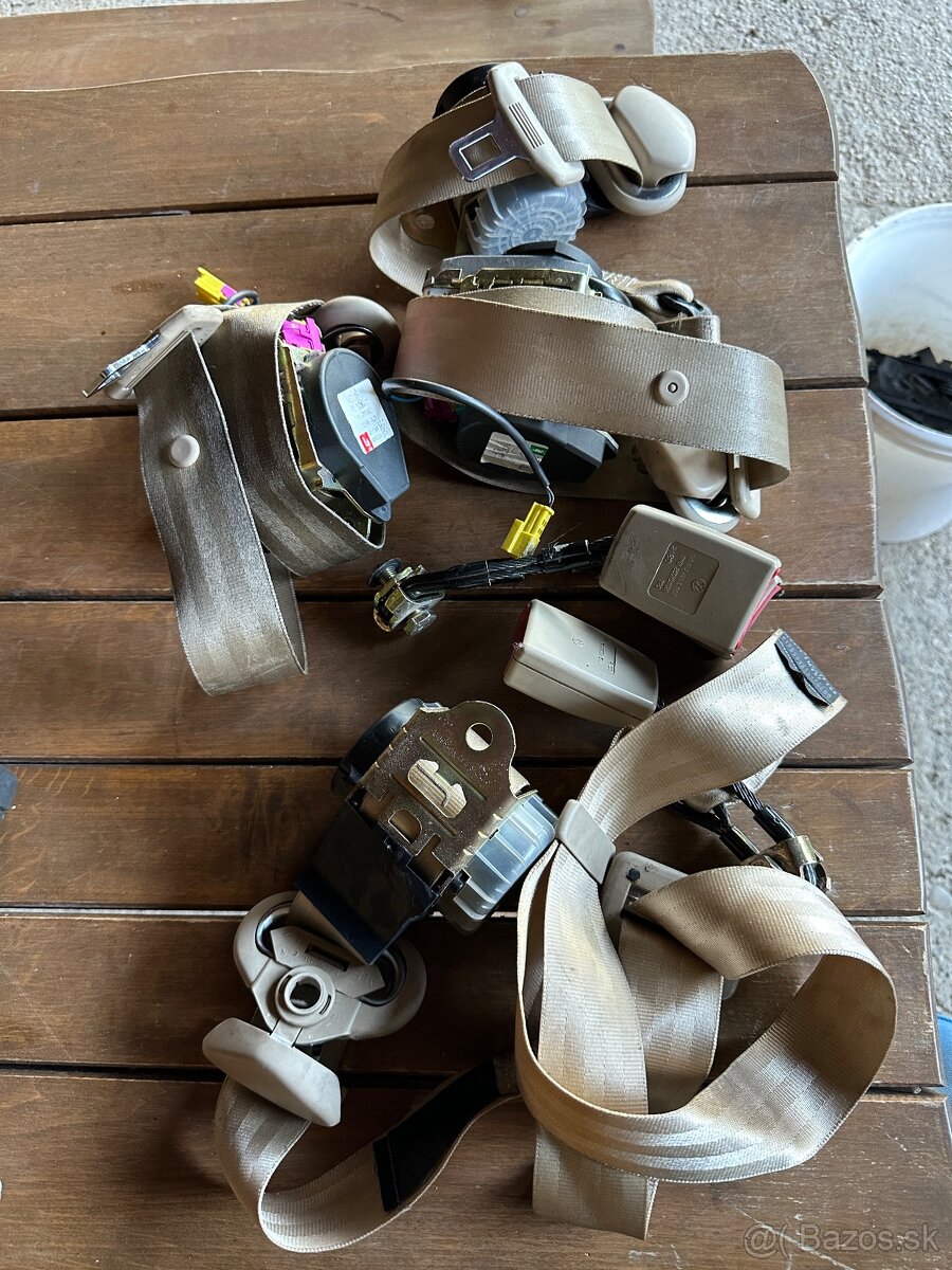 Bezpečnostné pasy golf 4 bezove - Topoľčany | Bazoš.sk