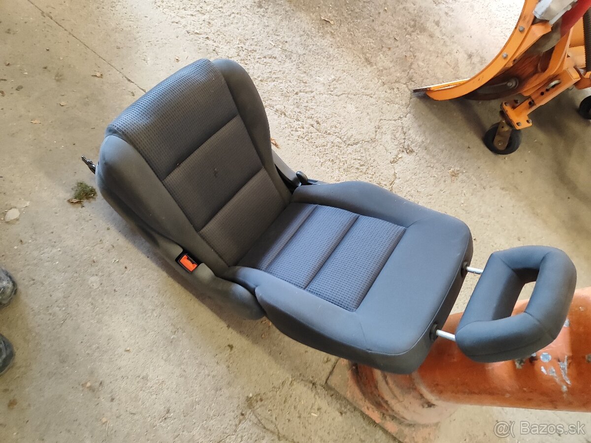 WV Sharan sedacka - Bratislava | Bazoš.sk