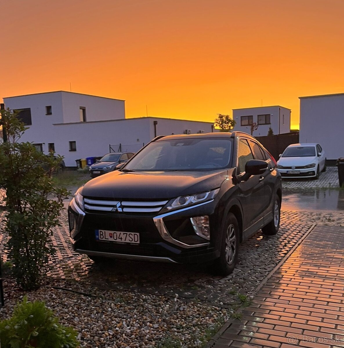 Mitsubishi Eclipse Cross 1.5T MIVEC 2018, 120kw - Senec | Bazoš.sk