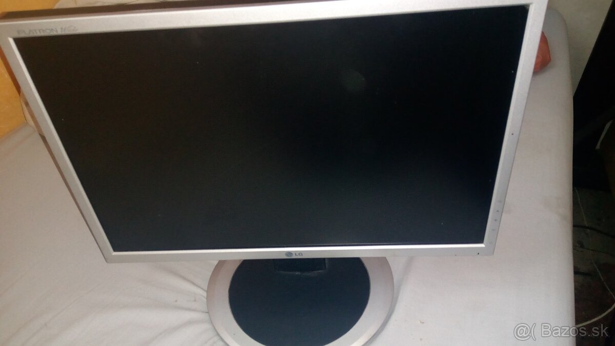 Lcd monitor LG - Považská Bystrica | Bazoš.sk