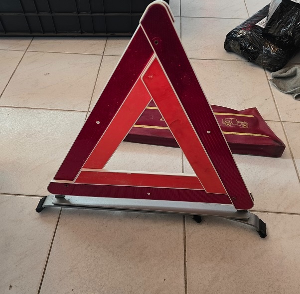 Trojuholník výstražný Škoda 582404001 - Nové Zámky | Bazoš.sk