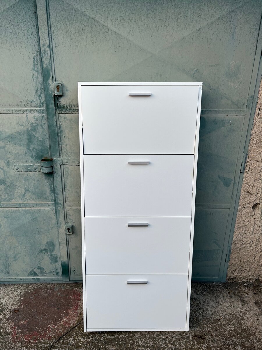 Biely botník - Nové Zámky | Bazoš.sk