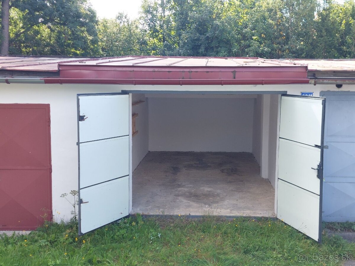 PREDAJ: GARÁŽ / SKLAD, POZEMOK 20 M2, DOLNÝ SMOKOVEC, TATRY - Poprad ...