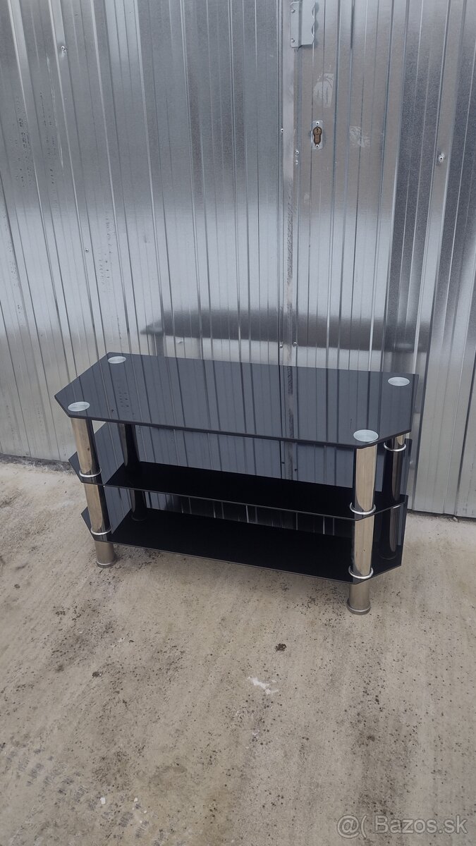 Predám Hi-fi stolík viď foto cena 40 eur. - Dunajská Streda | Bazoš.sk