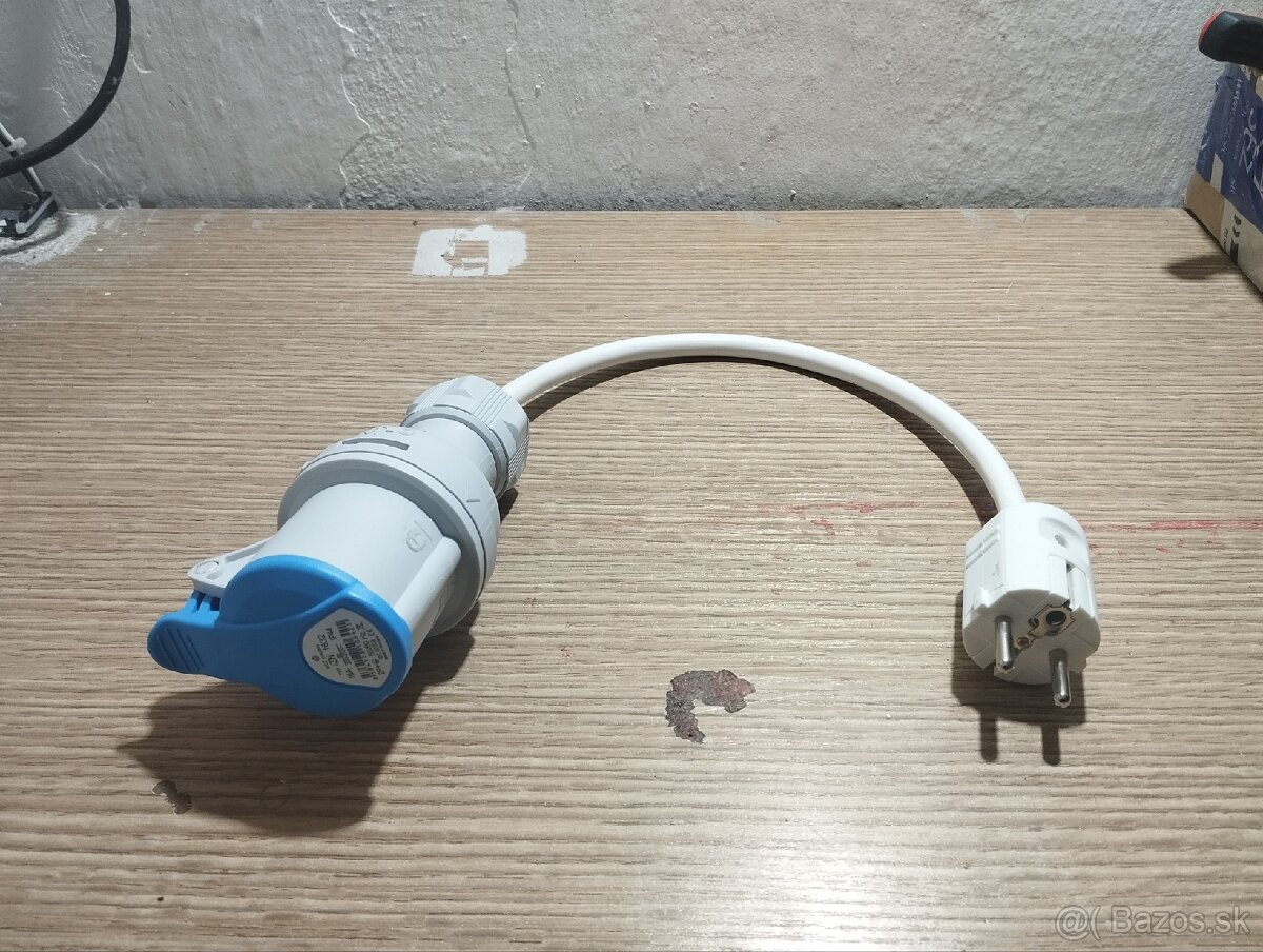 Adaptér 230V - Dolný Kubín | Bazoš.sk