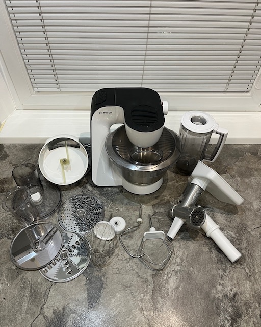 Kuchynský robot Bosch MUM 52131/03 700W - Bratislava | Bazoš.sk