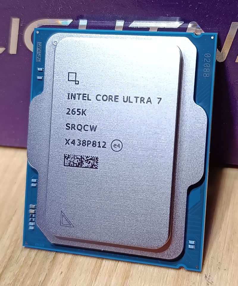 20jadrový procesor intel core ultra 7 265k - Nitra | Bazoš.sk