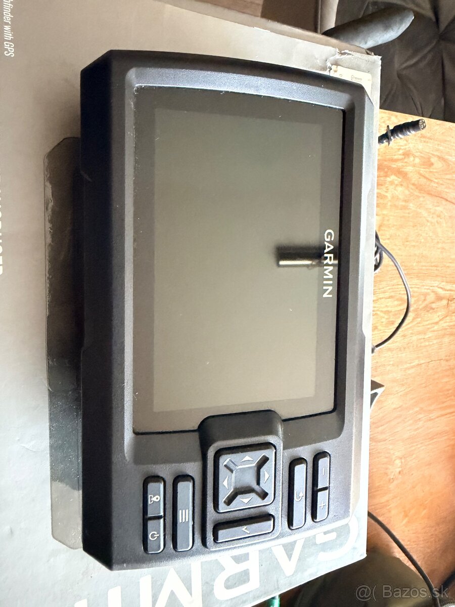 Sonar Garmin Striker VIVID 5 CV - Levice | Bazoš.sk