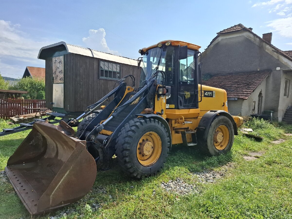 JCB 411 - Košice-okolie | Bazoš.sk