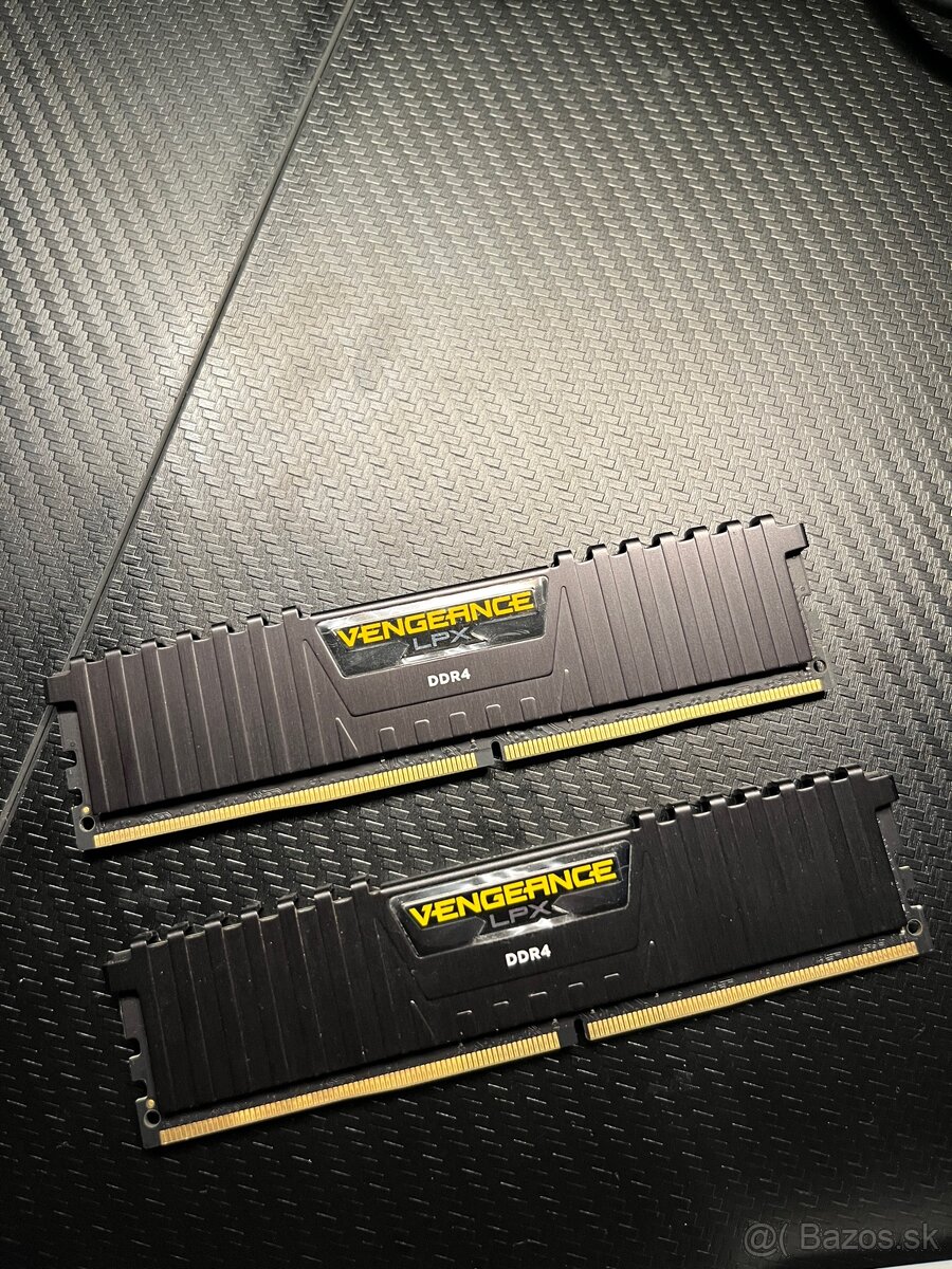 Pamäť RAM DDR4 corsair 16gb (2x8) CL14 2400mhz - Košice | Bazoš.sk
