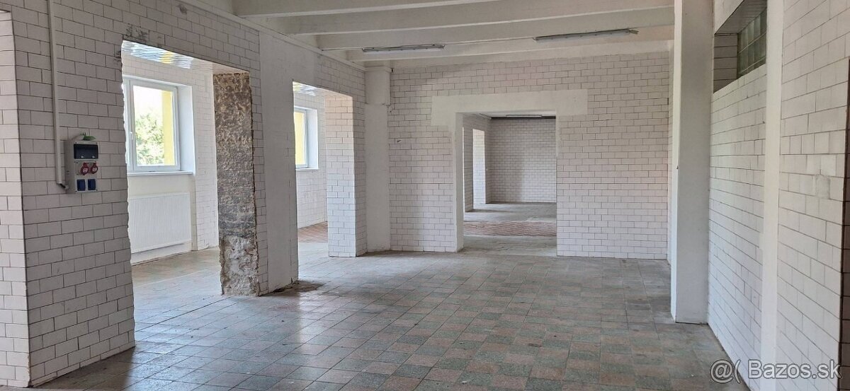 Na prenájom hala/sklad, Prešov, Budovateľská, 250 m2 - Prešov | Bazoš.sk