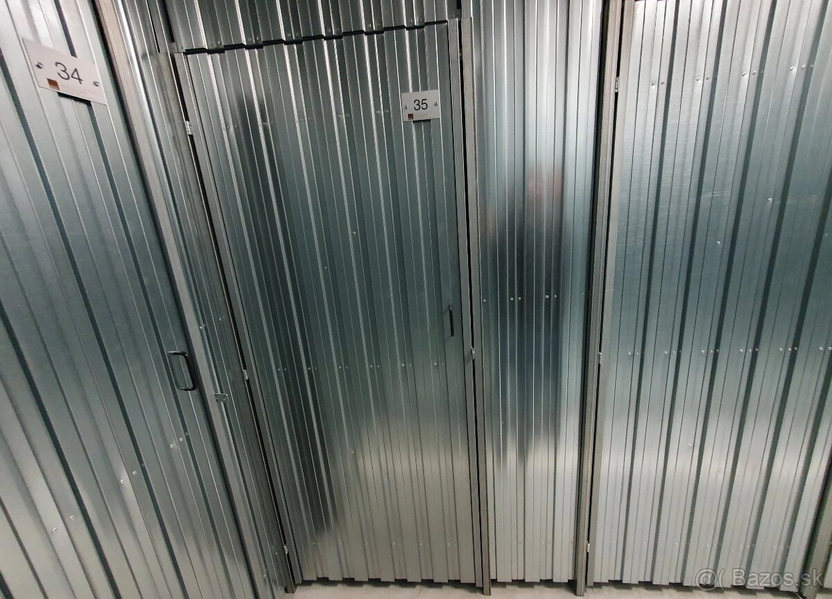 Malý Interný Sklad T35 (4 m²) na prenájom (Tomášikova 50D) - Bratislava ...
