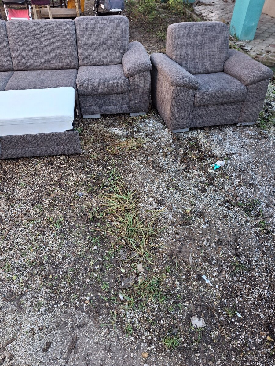 Sedacia suprava aj s úložným priestorom - Rožňava | Bazoš.sk