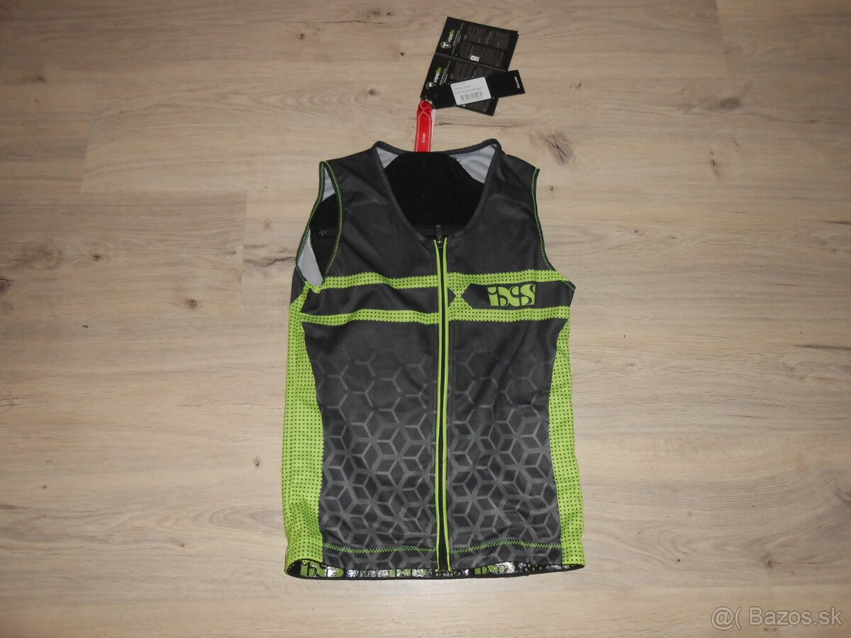 Predam novy chranic chrbta znacky IXS velkost M. - Bratislava | Bazoš.sk