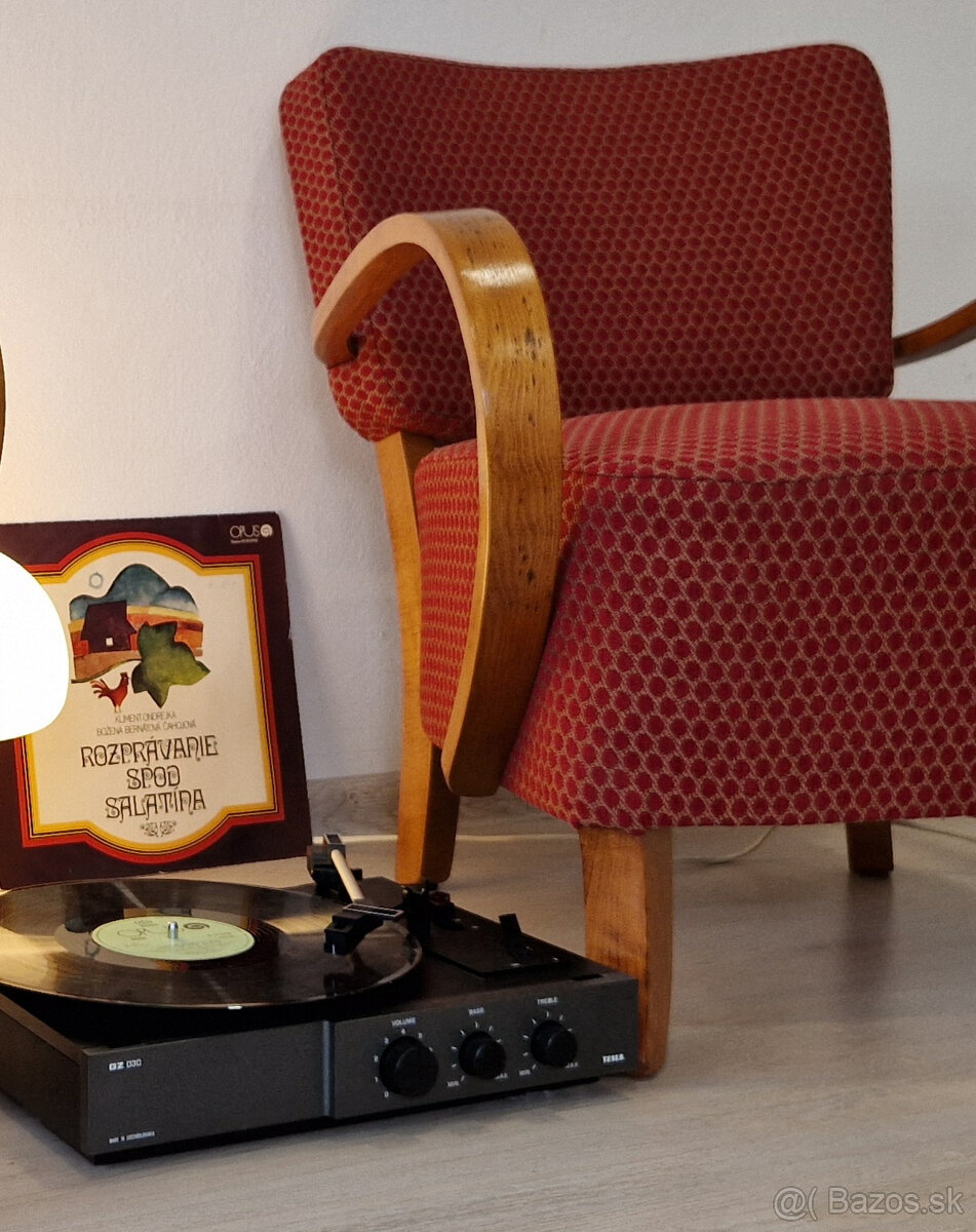 Kreslá dizajnéra Ing. Arch. Jindřicha Halabala, H 237 - Trenčín | Bazoš.sk