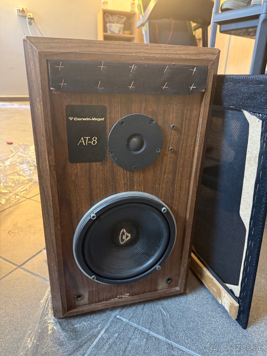 Reproduktory Cerwin-Vega AT-8 (2 kusy) - Senec | Bazoš.sk
