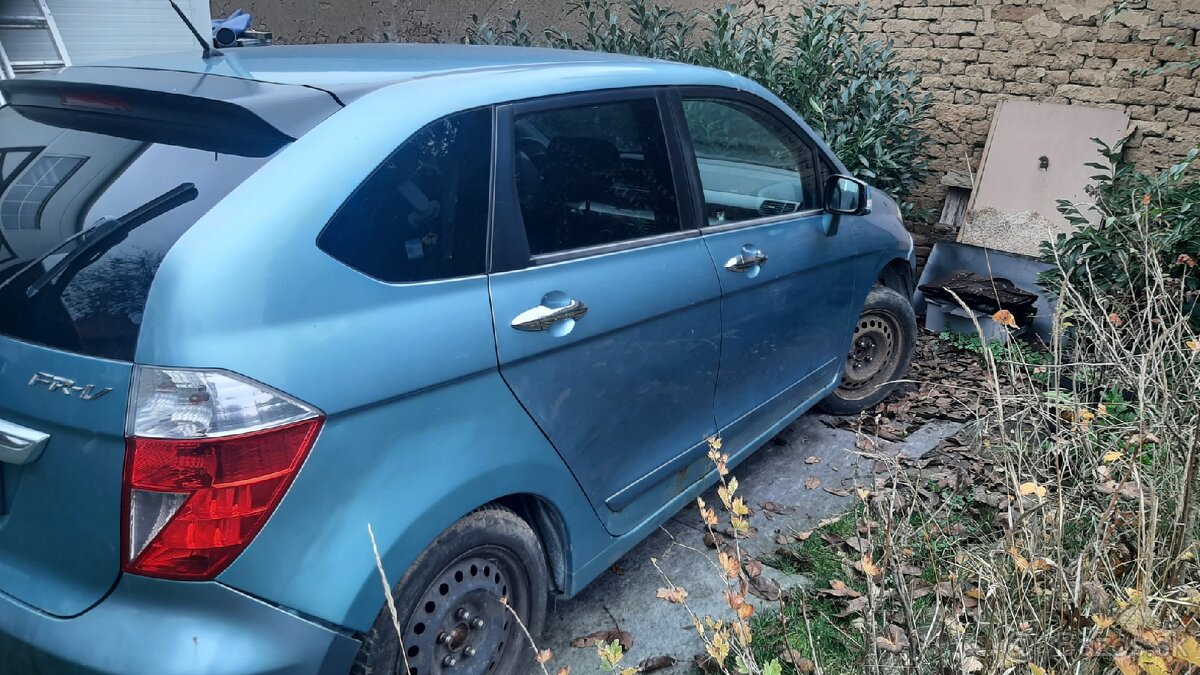 Honda Frv benzin diesel - Nitra | Bazoš.sk