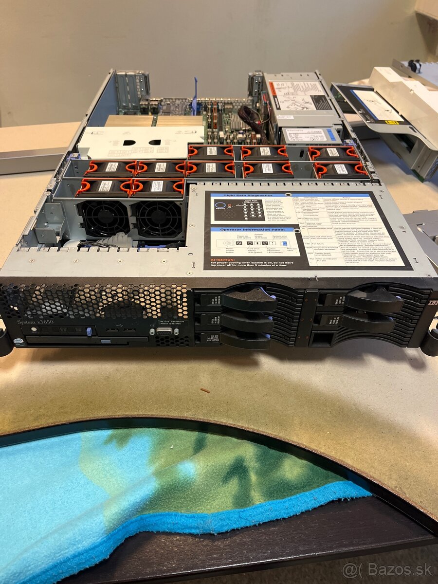 Predám IBM server systém x3650 M3 - Banská Bystrica | Bazoš.sk