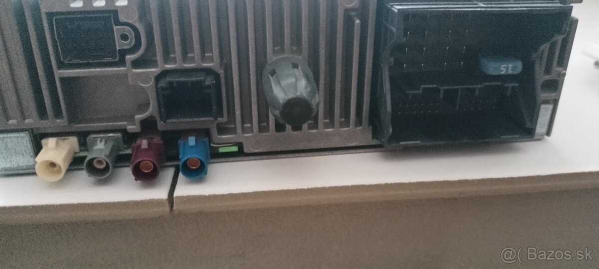 Rádio peugeot 807 - Piešťany | Bazoš.sk