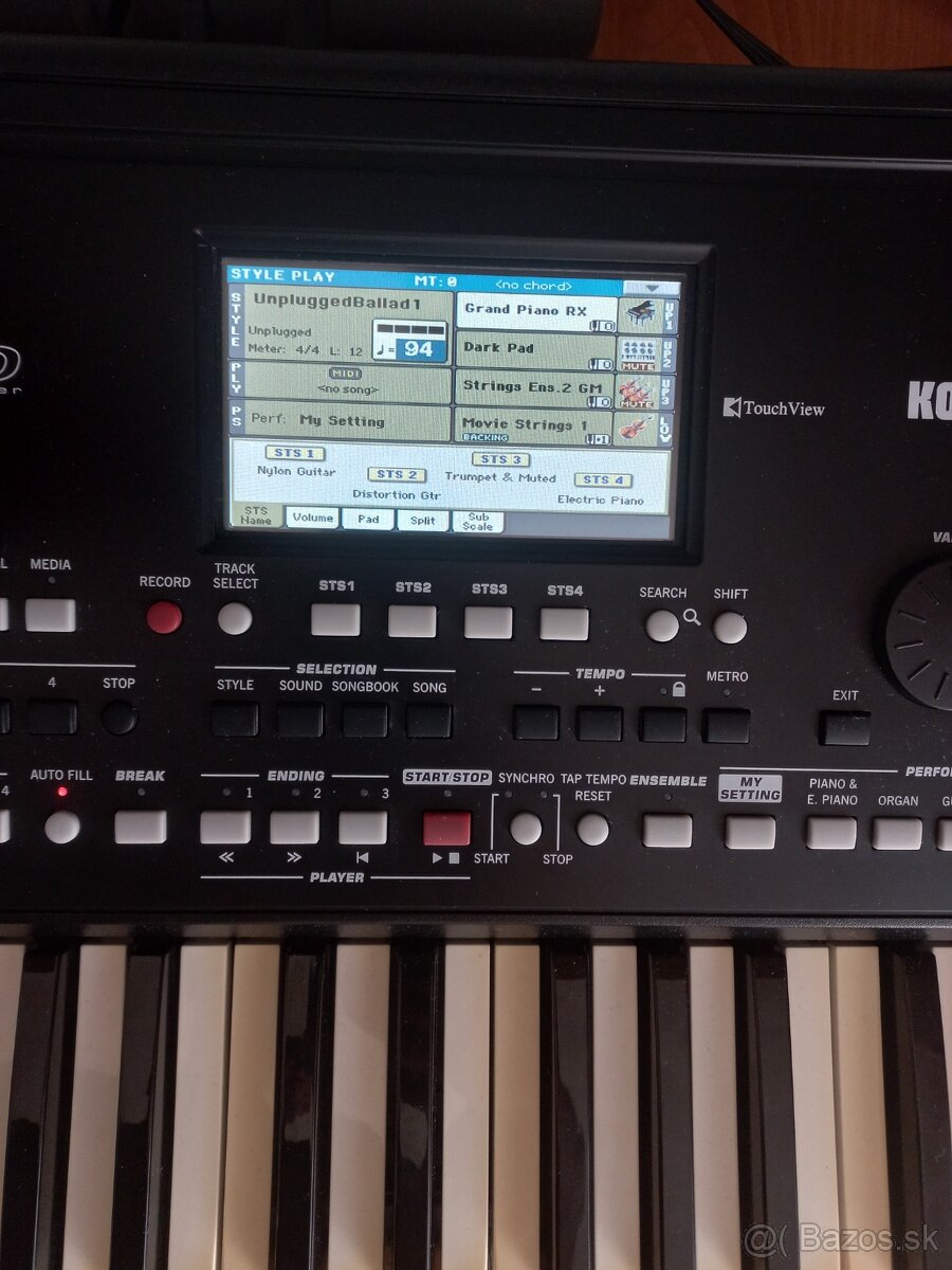 Korg pa 300 - Revúca | Bazoš.sk
