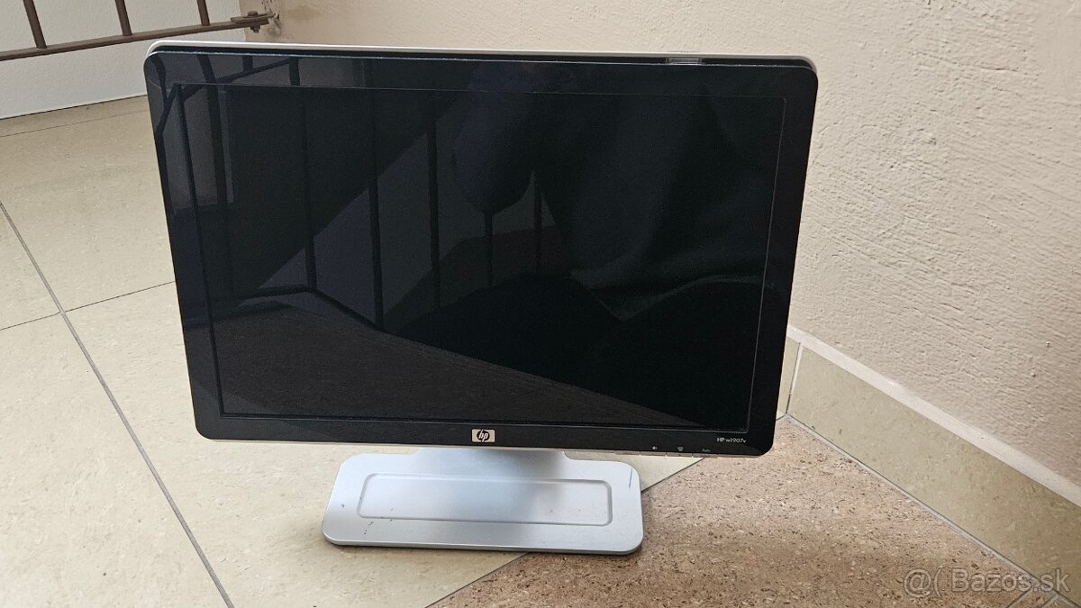 monitor - Bratislava | Bazoš.sk