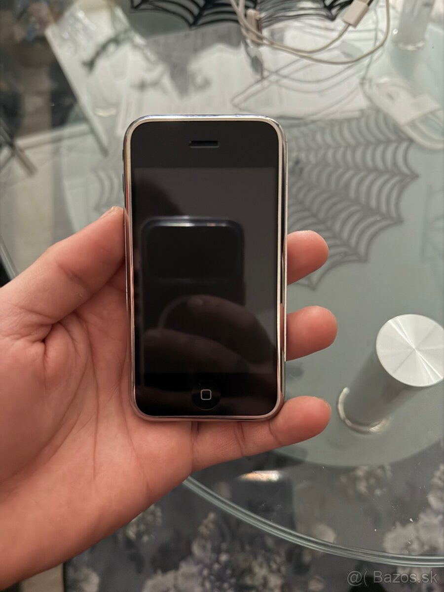 Apple iPhone 2G - Tvrdošín | Bazoš.sk