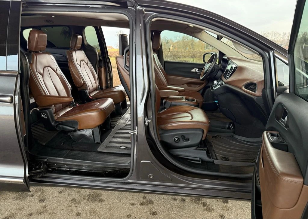 Chrysler Pacifica - Námestovo | Bazoš.sk