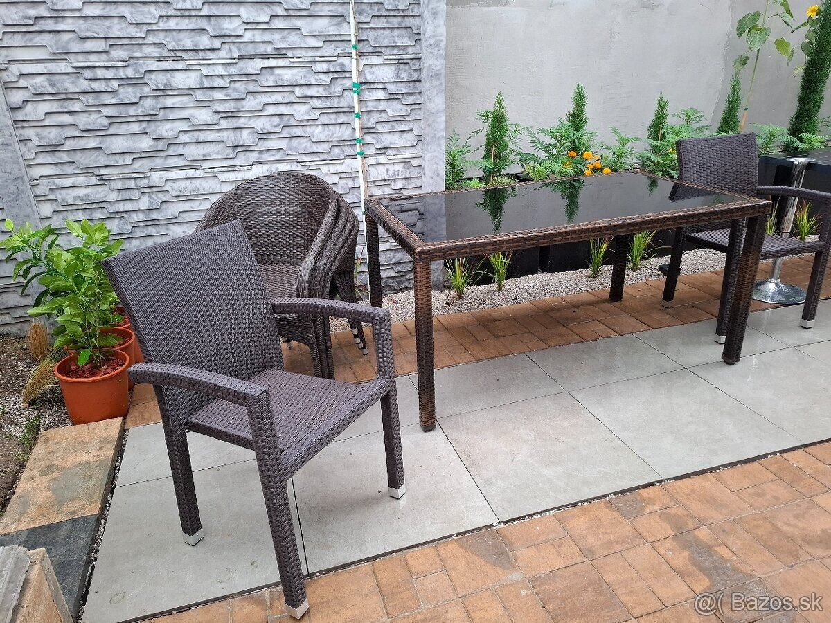 Záhradné sedenie - stôl, stoličky a záhradný box - Bratislava | Bazoš.sk