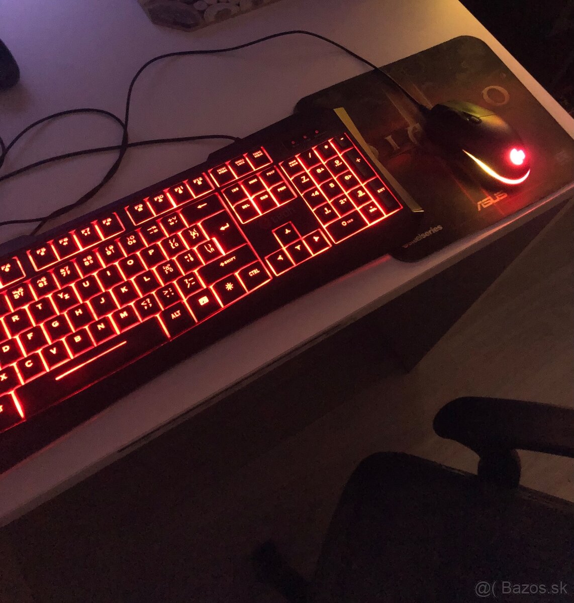 Monitor klávesnica mys - Žilina | Bazoš.sk