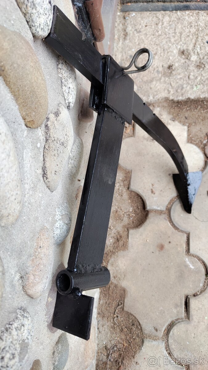 Vari - Nové Mesto n.Váhom | Bazoš.sk