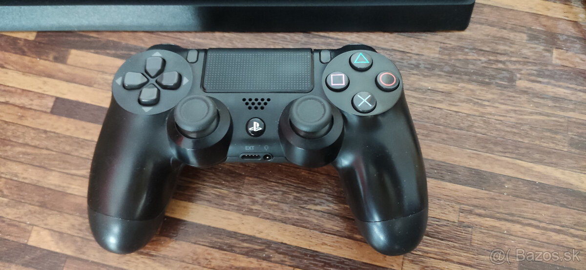 PR4 PRO 1TB , super stav - Prievidza | Bazoš.sk