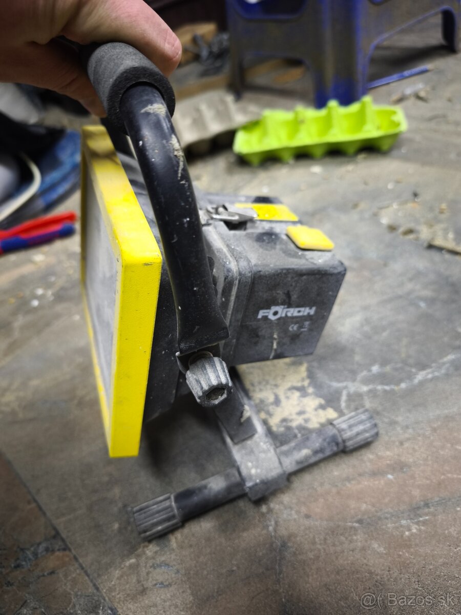 Aku led reflektor forch - Bytča | Bazoš.sk