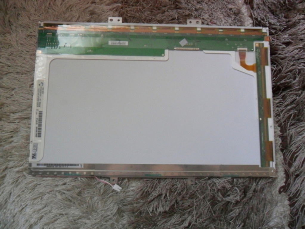 15,4" displej z notebooku Fujitsu , Sony Vaio .. - Košice | Bazoš.sk