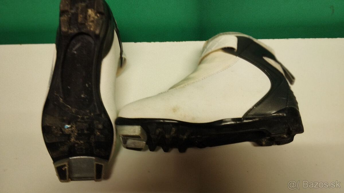 Predám dámske topánky na bežky ROSSIGNOL EU-36.NNN. - Ružomberok | Bazoš.sk