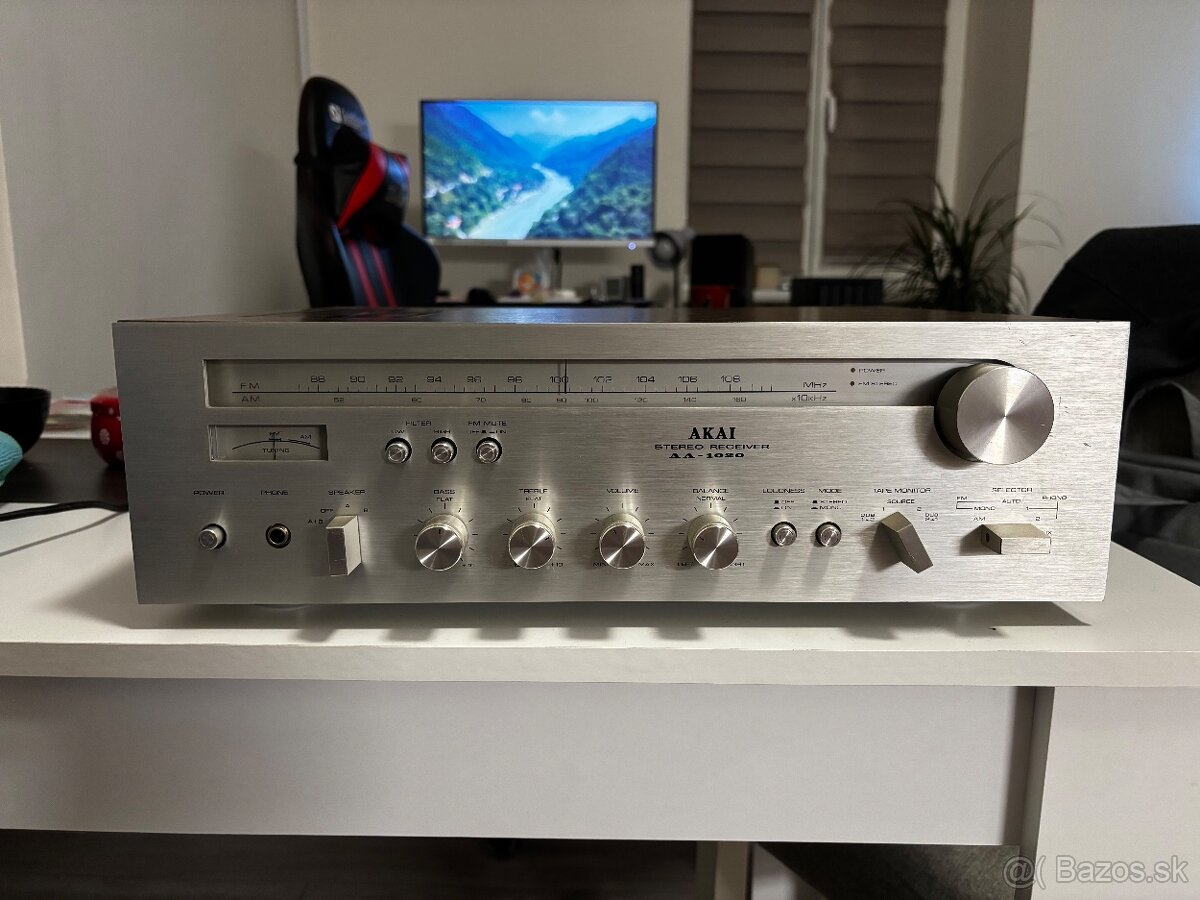 retro STEREO Receiver/Zosilovač AKAI AA-1020 - Zvolen | Bazoš.sk