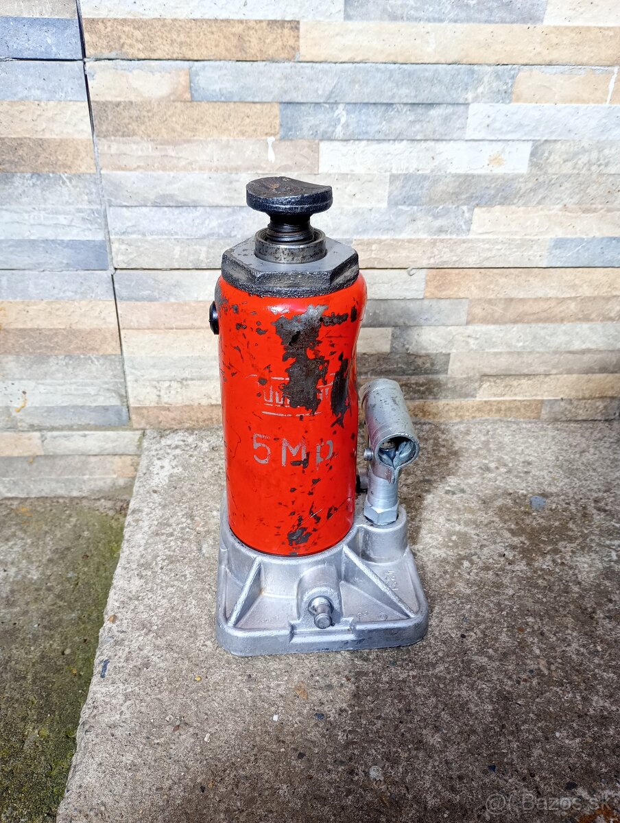 Hydraulicky zdvihak 5 Tonovy - Vranov nad Topľou | Bazoš.sk