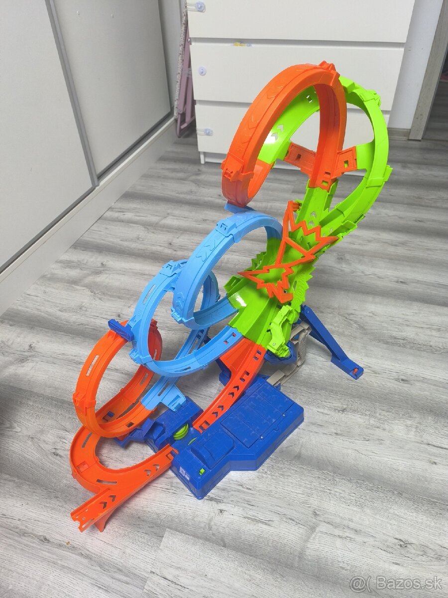Hot Wheels Action 4-Loop Crash Out - Martin | Bazoš.sk