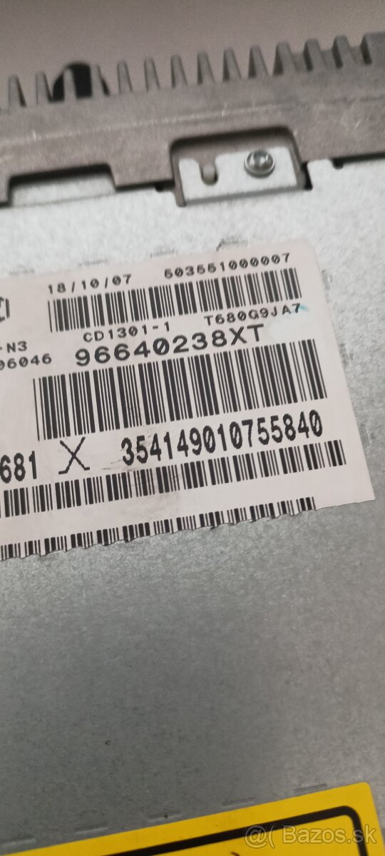 Rádio peugeot 807 - Piešťany | Bazoš.sk