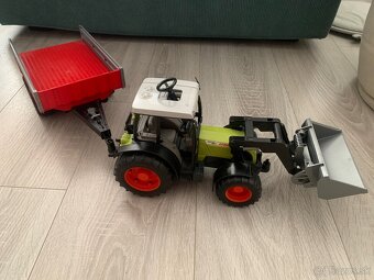 Traktor s prívesom CLAAS NECTIS 267F Bruder - Senec | Bazoš.sk