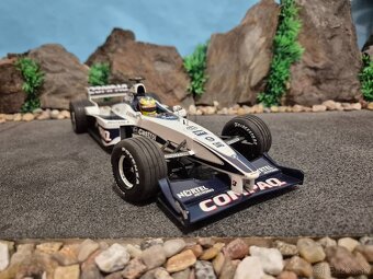 Prodám model 1:18 Formule F1 BMW FW22 2000 - Česká republika | Bazoš.sk