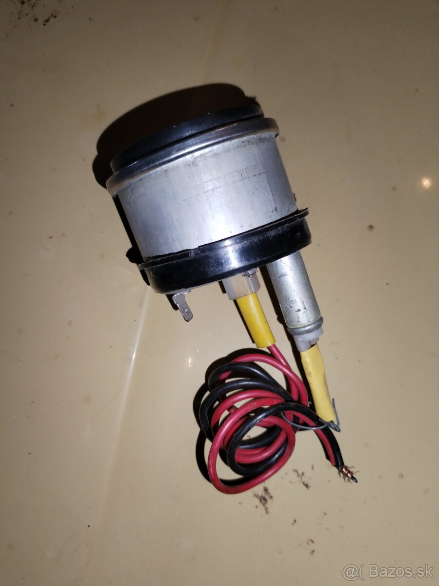 Hodiny lada 2103 - Žilina | Bazoš.sk